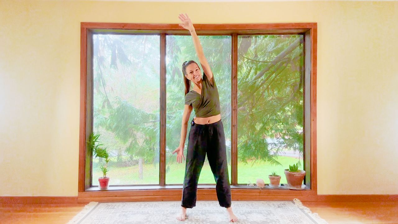 Stephanie Nosco - Take Classes with Stephanie Nosco | Glo