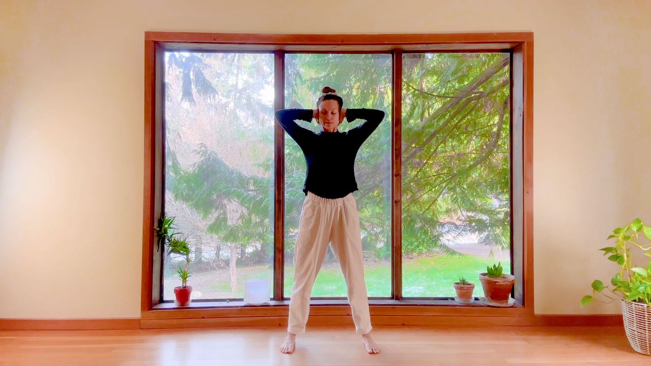 Stephanie Nosco - Take Classes with Stephanie Nosco | Glo