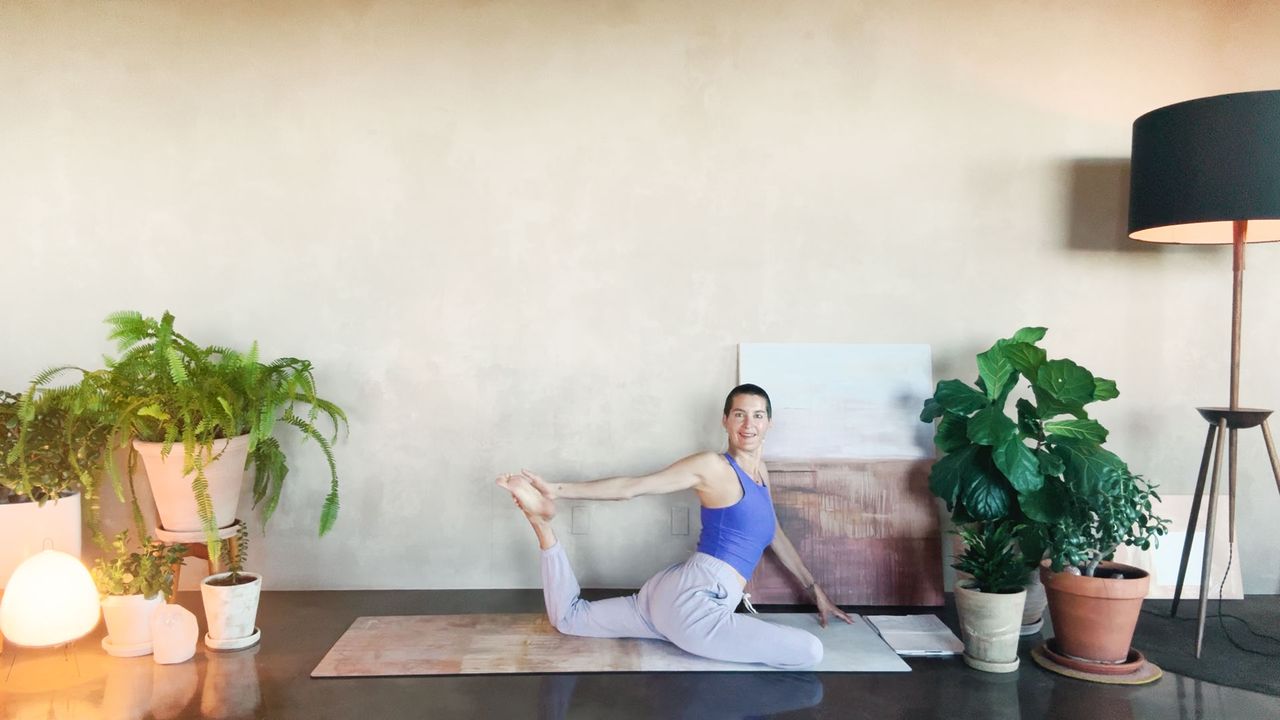 Elena Brower - Take Classes with Elena Brower | Glo