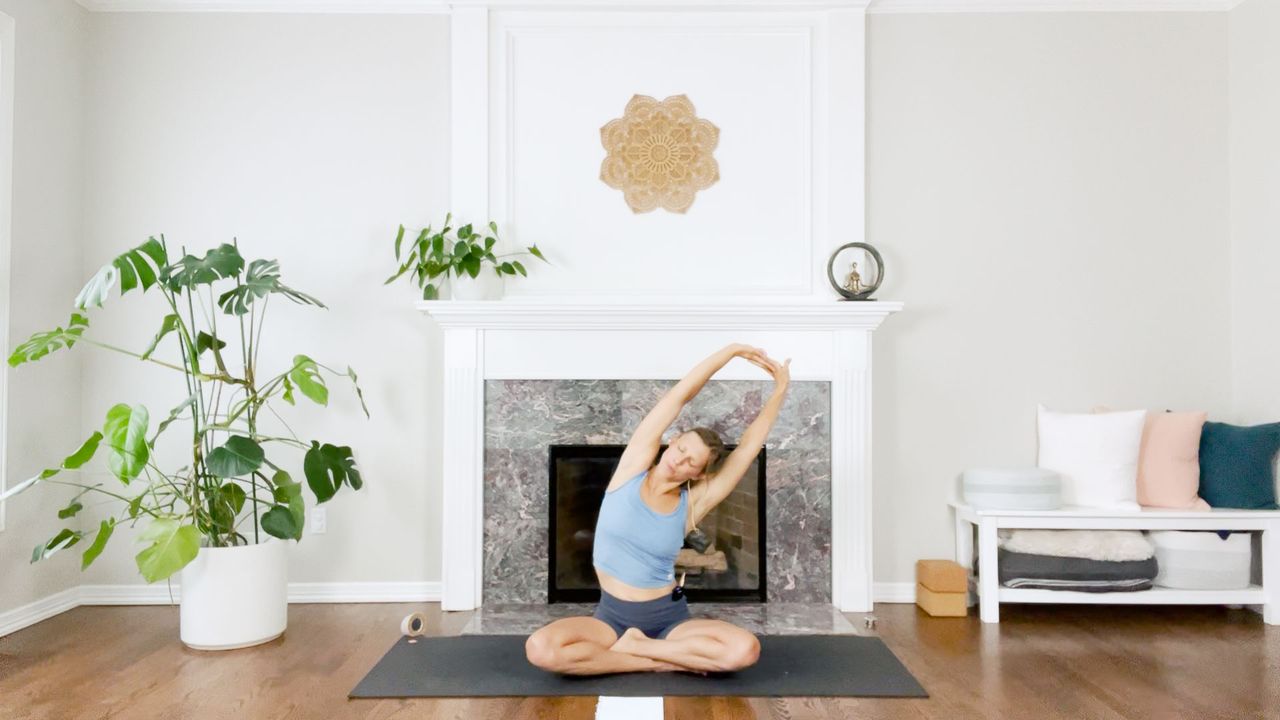 Hatha Yoga Styles - Online Hatha Yoga Flow & Sequences | Glo